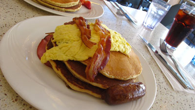 The Lumberjack Breakfast – 2:48AM – Entertaining Kuwait since 2003